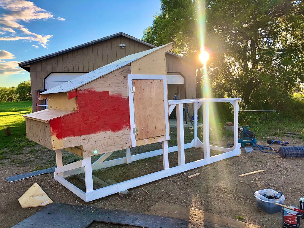 Luxury Chicken Tractor on a BUDGET – Old House on the Prairie